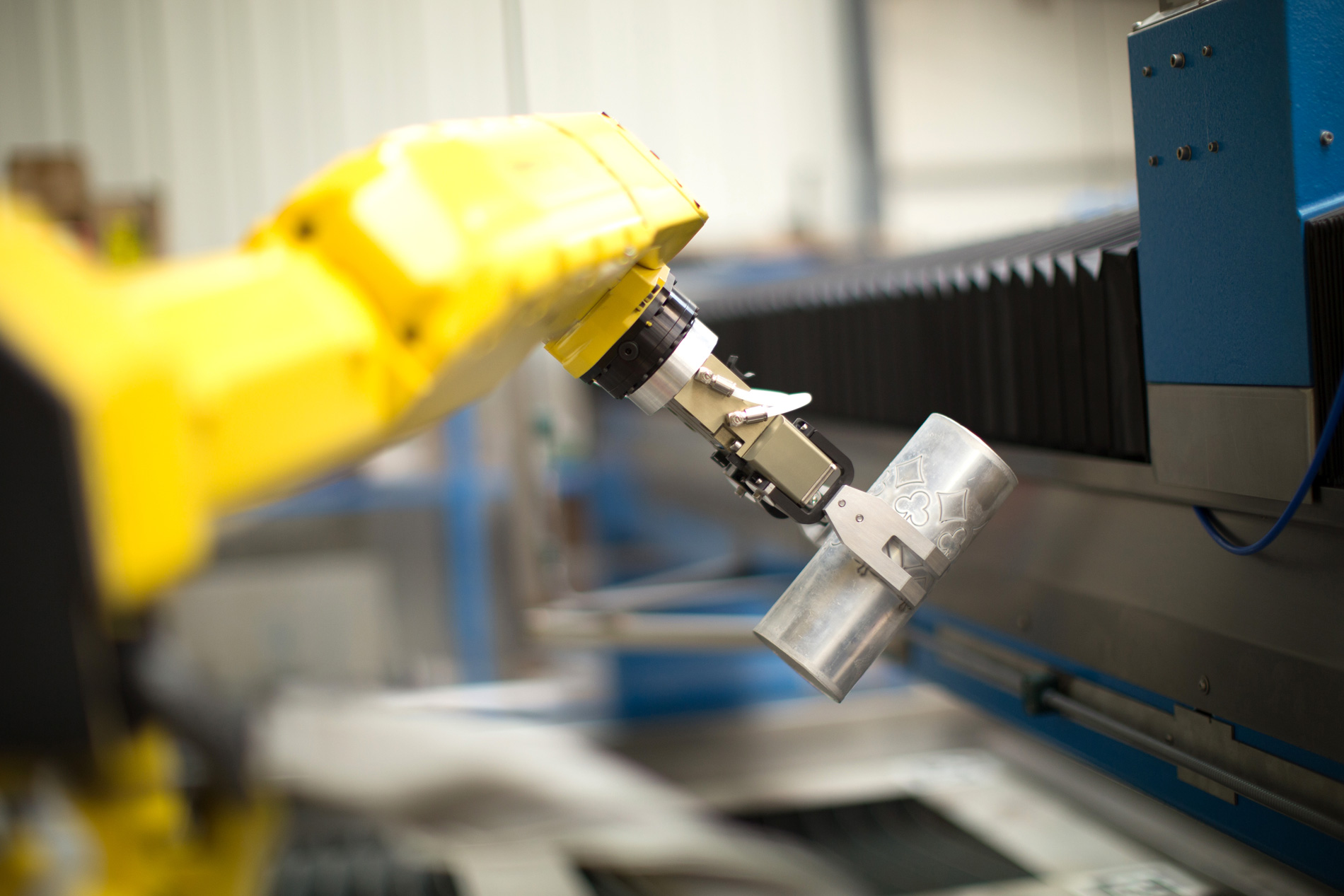 CUTTING DEMONSTRATION - LDSA - Découpe jet d'eau haute pression